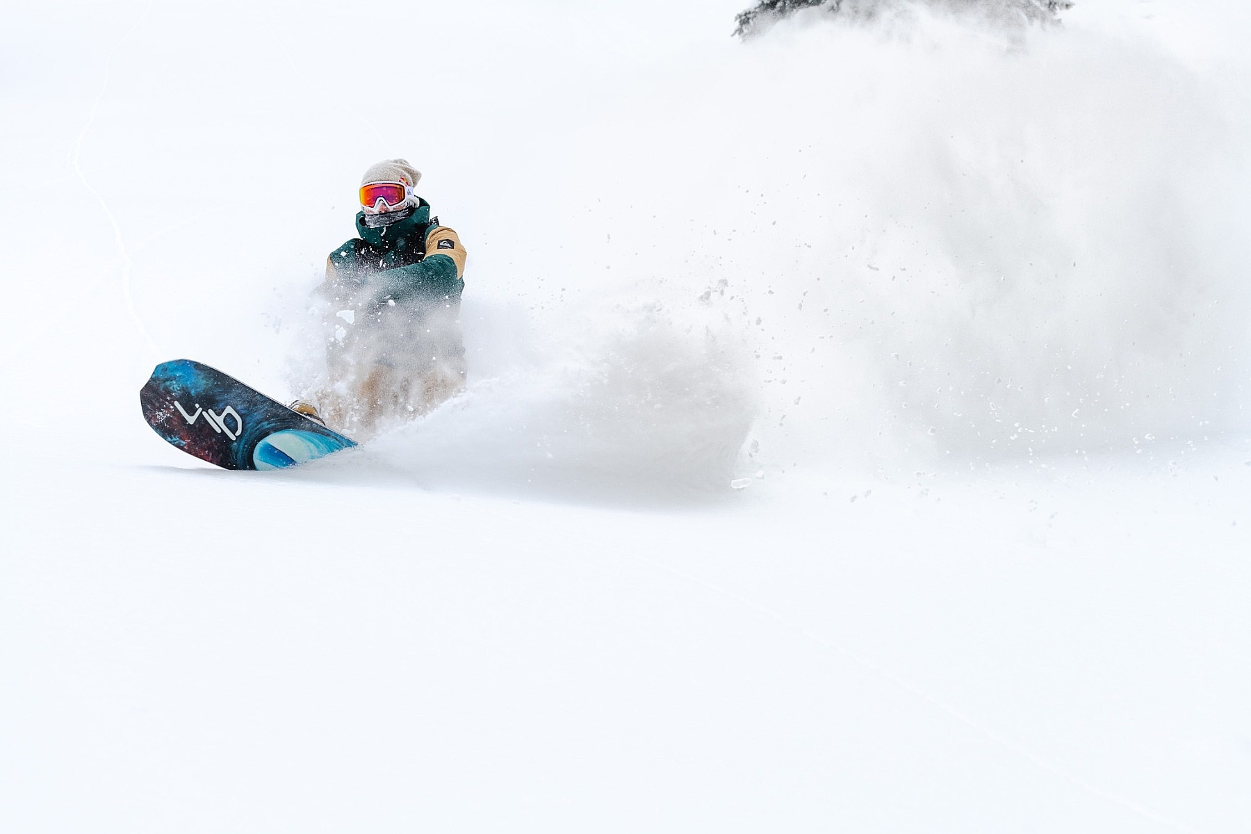 snowboard Lib Technologies Travis Rice Golden Orca C2 - Assorted ...